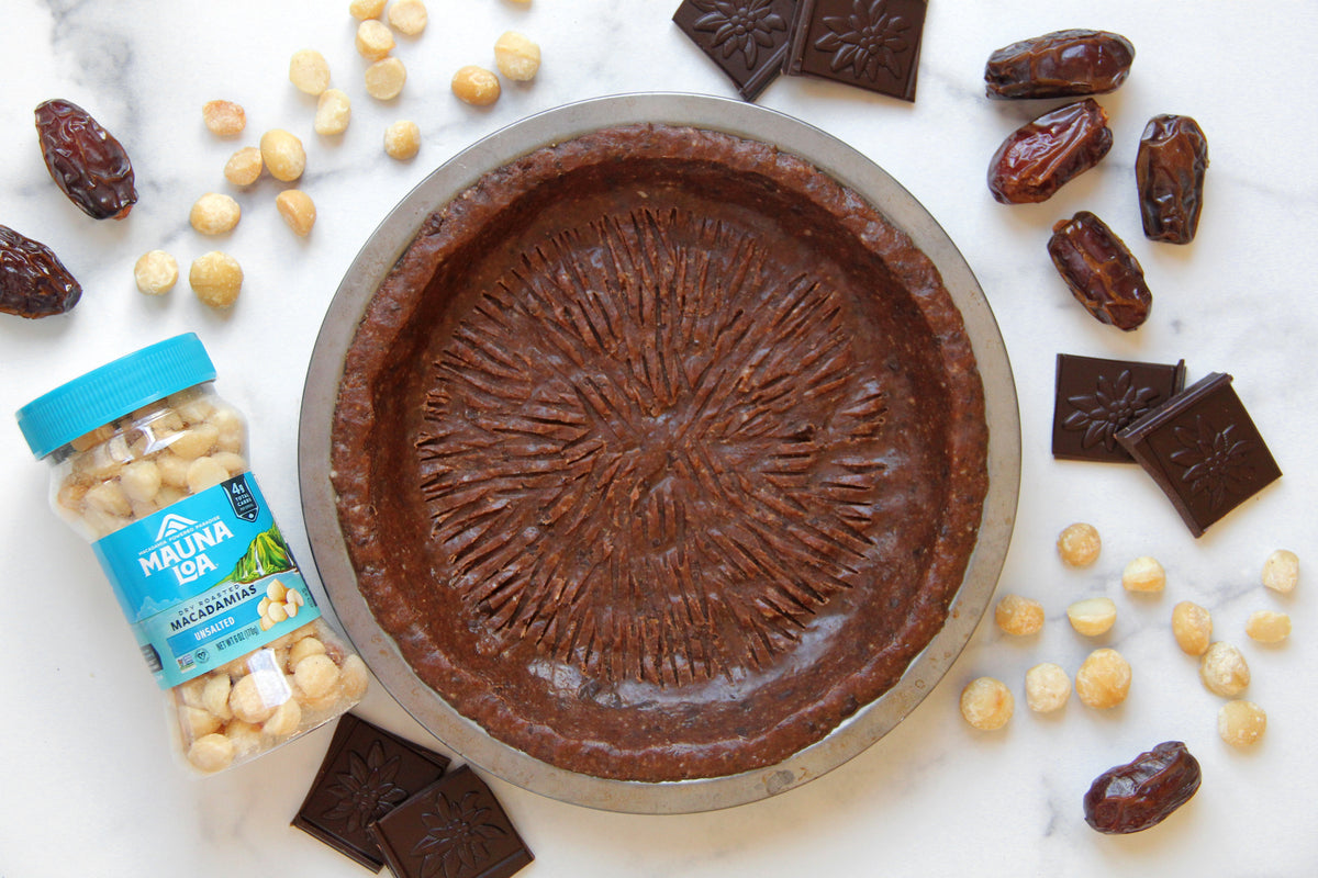 No-Bake Chocolate Macadamia Date Pie Crust – Hawaiian Host X Mauna Loa